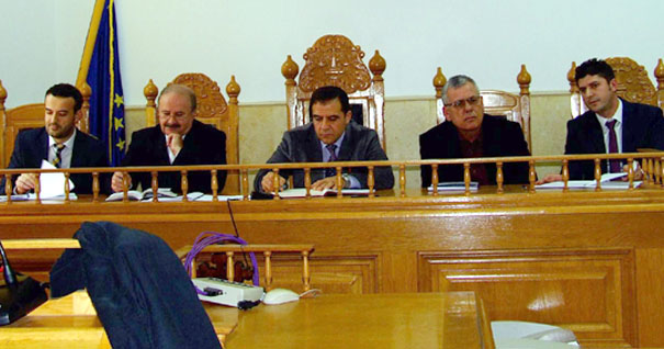 Falsificatorii de înregistrări din sălile de şedinţă la declaraţii ...